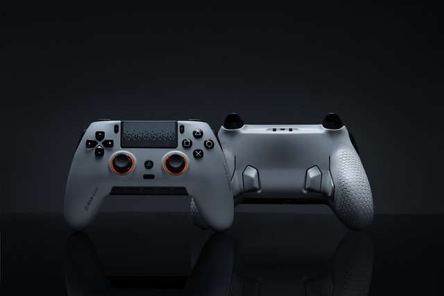SCUF Gaming - SCUF26 OMEGA Light Grey Mar 7713 - JeuxOnLine